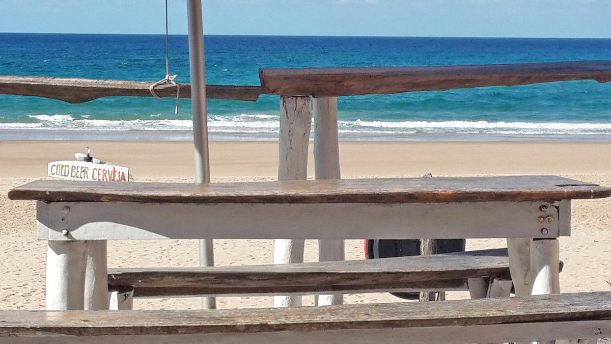 2025/26 Dino's Restaurant & Bar - Tofo Restaurants & Bars