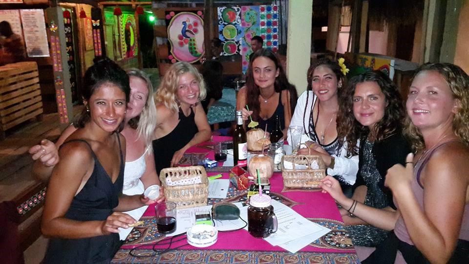 2025 Gujus Sunset Bar - Tofo Restaurants & Bars