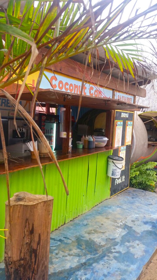 2025 Coconut Can - Ponta do Ouro Restaurants & Bars